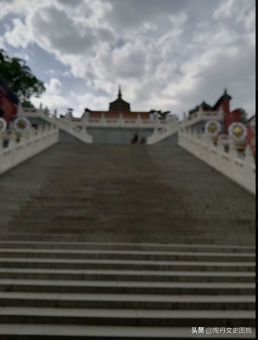 Hiking in Beijing: Buddha Tooth Pagoda at the Eight Places of Xishan ...