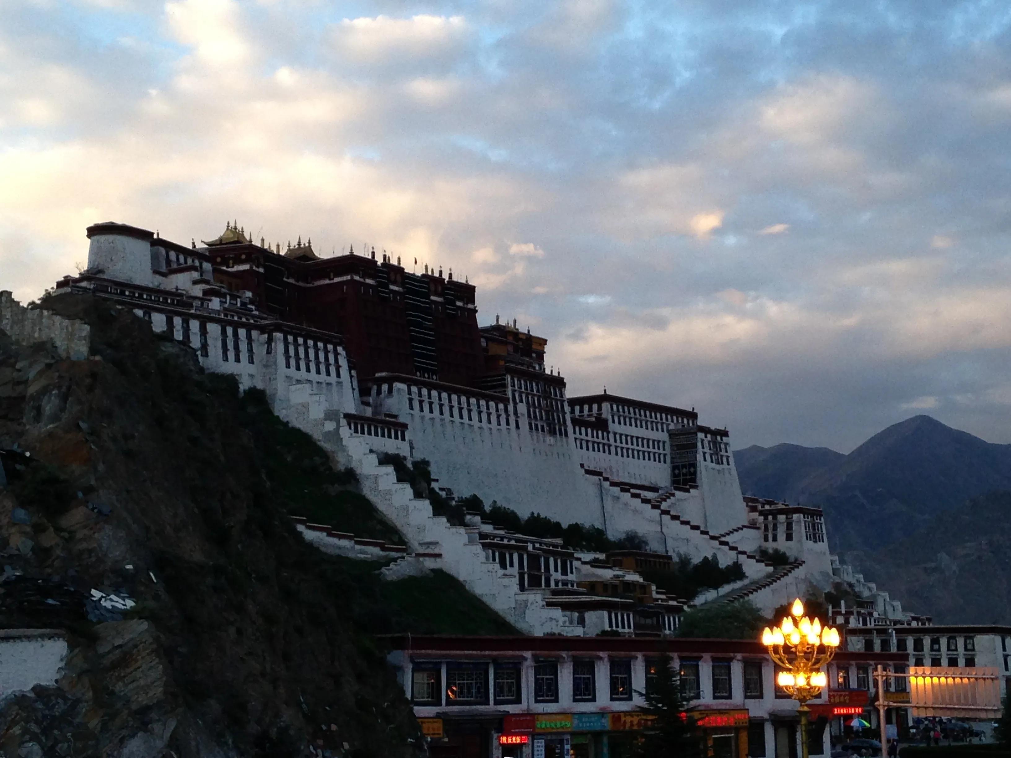 Review of the 13-year Tibet Tour, Part VI: Strolling in Potala and ...