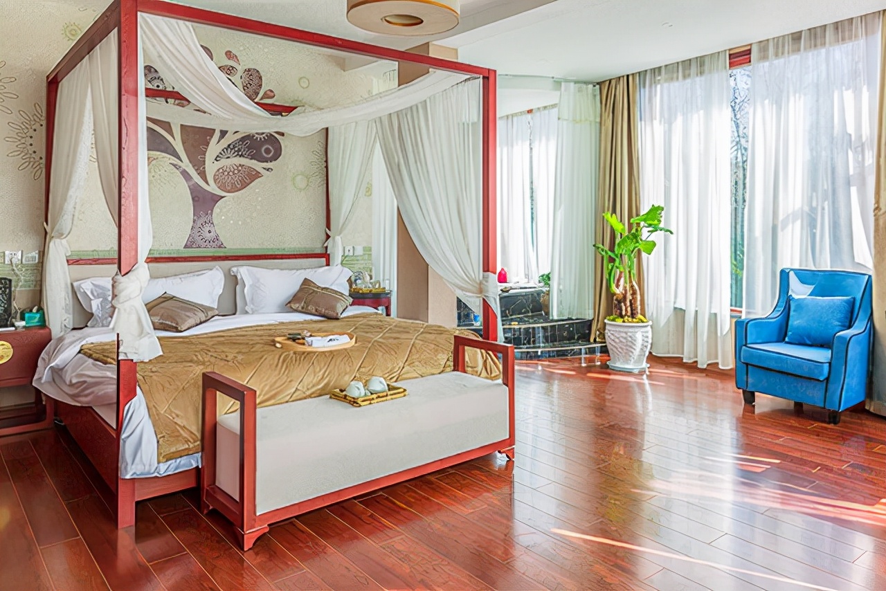 What is the difference between a Babu bed and a canopy bed? Advantages ...