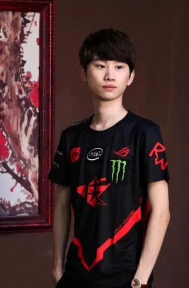 Doinb, 957 broke the news that UZI is back!UZI agent came out to refute ...