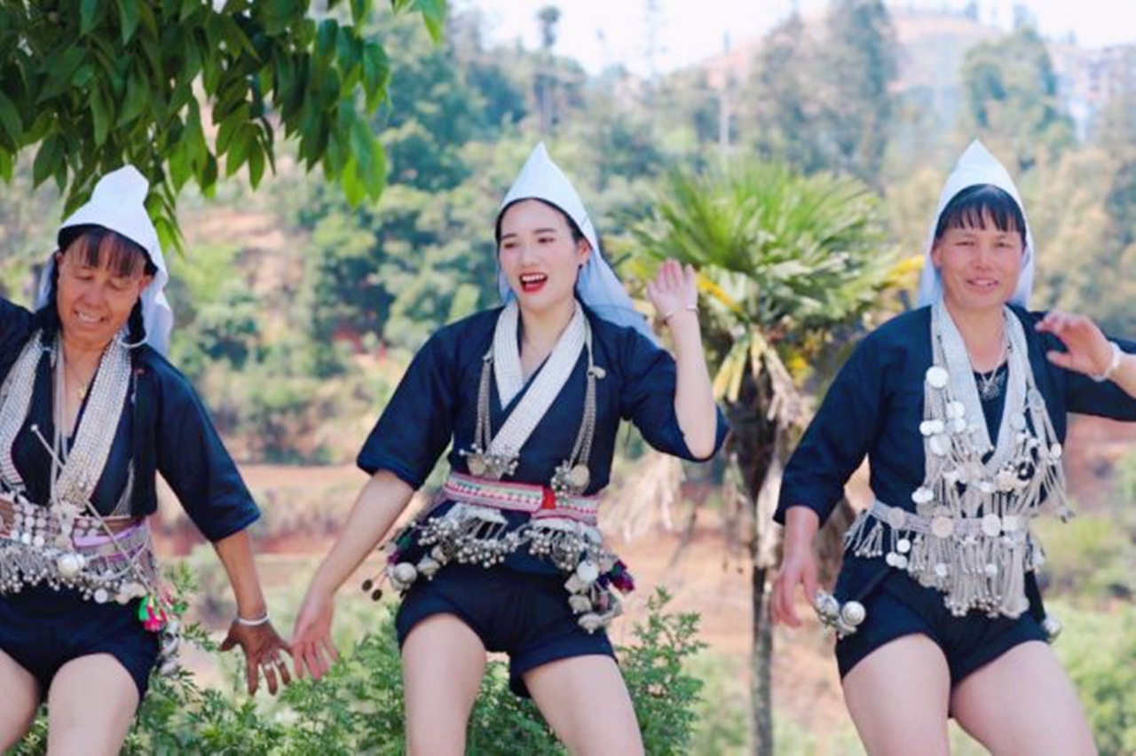 Yunnan Yiche ethnic group, women in the ethnic group do not wear ...