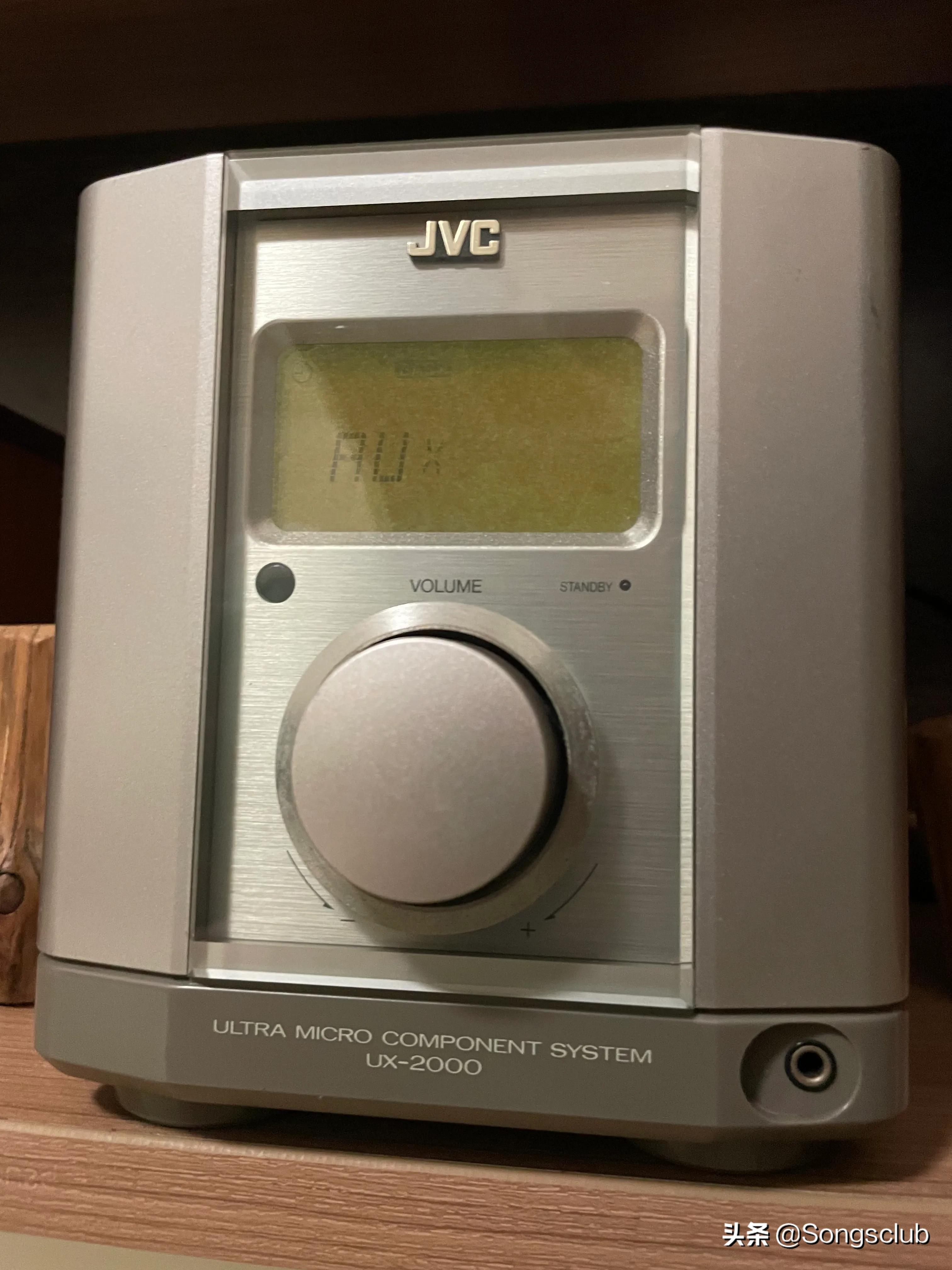 JVC UX-2000 mini speaker - iNEWS