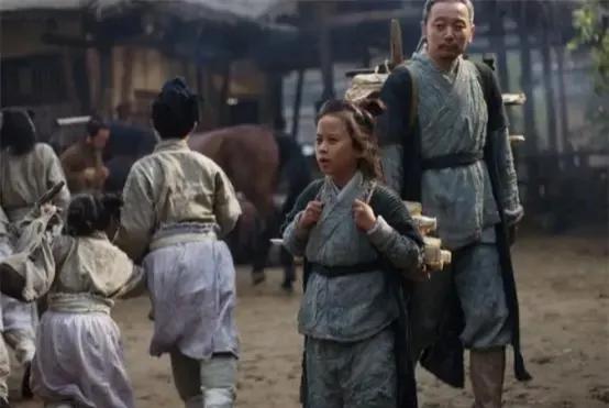 Kuang Heng's hard way to study and its profound influence on his family ...