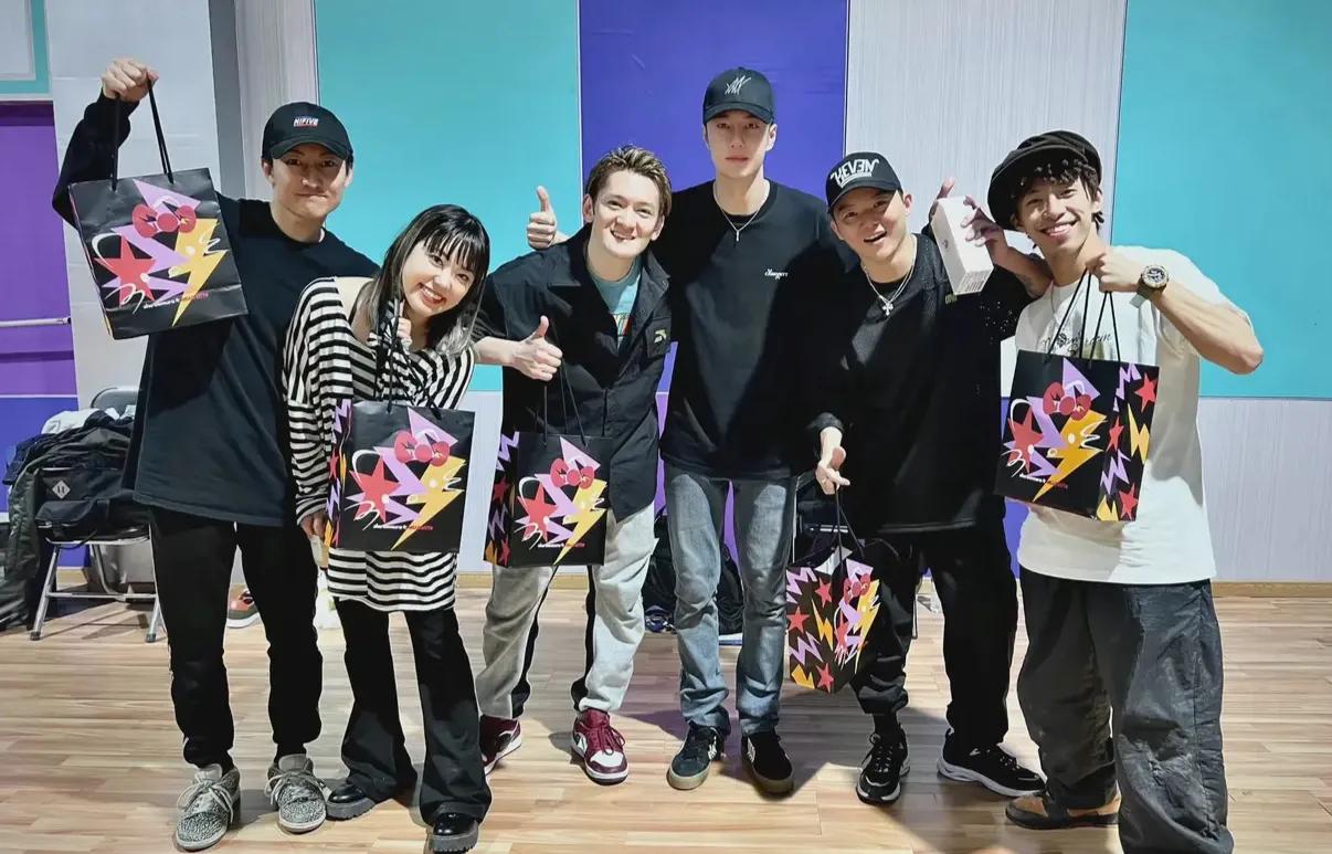 A wave of king bombing, the victory of the "Axis Man" - iNEWS