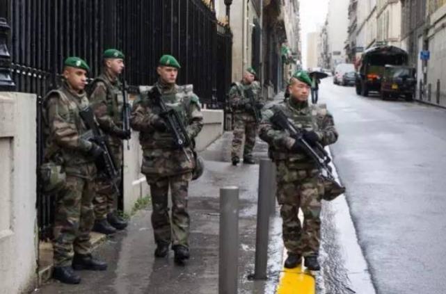 The famous 3 major mercenary regiments, the second to kill special ...