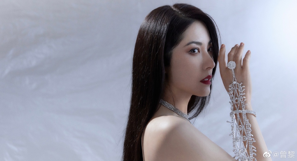 45-year-old "Zeng Li Yimei" is hot again: the truly powerful woman, is ...