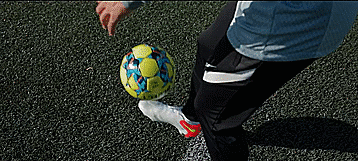 Five steps to learn Ronaldinho's fancy football combination skills - iNEWS