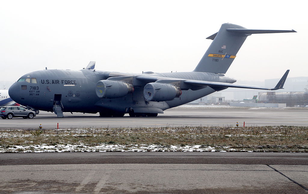 The world's largest military aircraft is worth seeing - iMedia