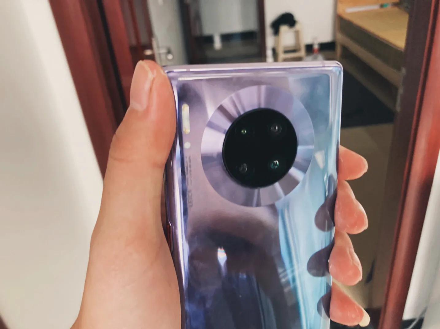 終於知道為什麼很多行內人都說最值得買的華為是Mate30P了 - 頭條匯