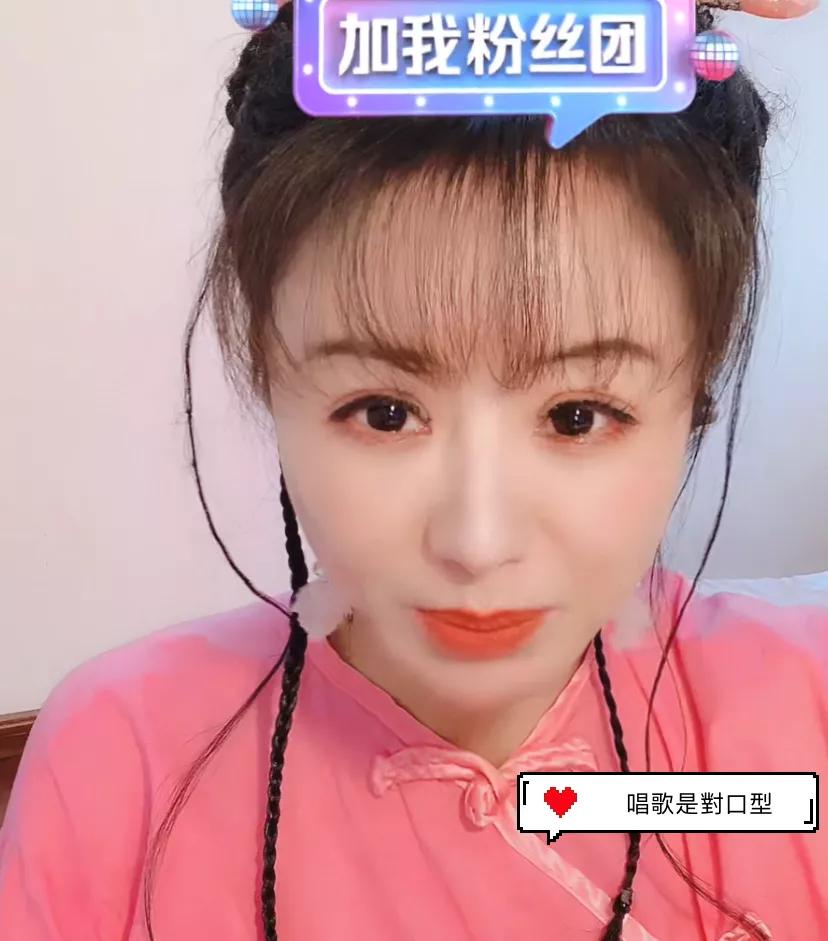 Internet celebrity Xia Ziwei is not afraid of infringements, imitating ...