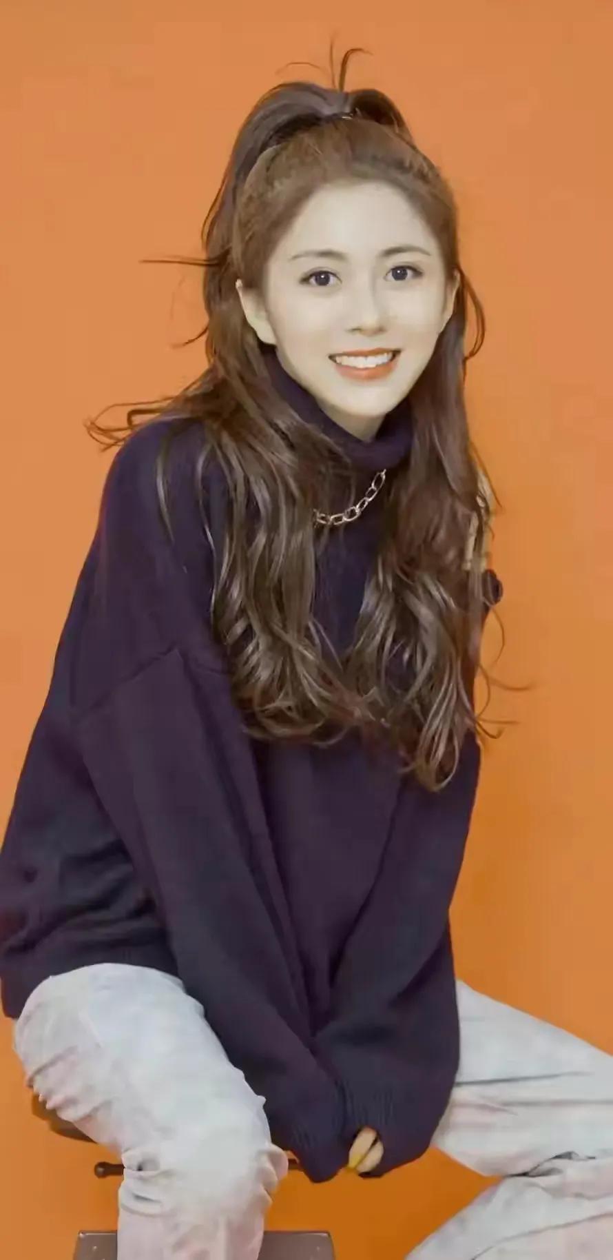 Shanghai actress-Tang Min - iNEWS