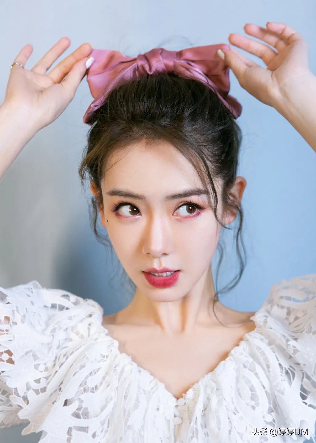 Qi Wei, she has a beautiful face, a fair complexion, a hot body, and ...