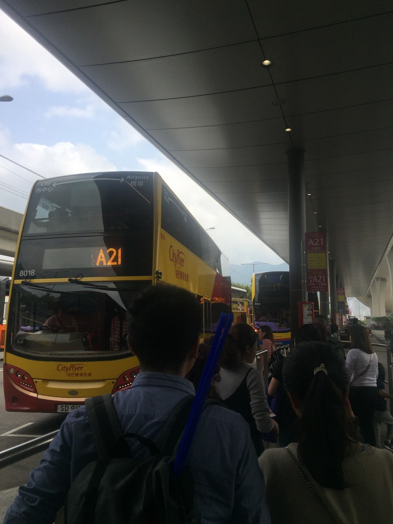 7-day girlfriend tour in Hong Kong - iNEWS