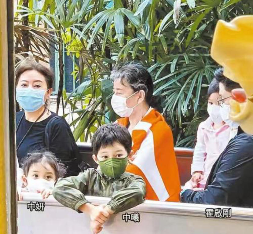 Low-key giants!Huo Qishan is still single, and her mother Zhu Lingling ...