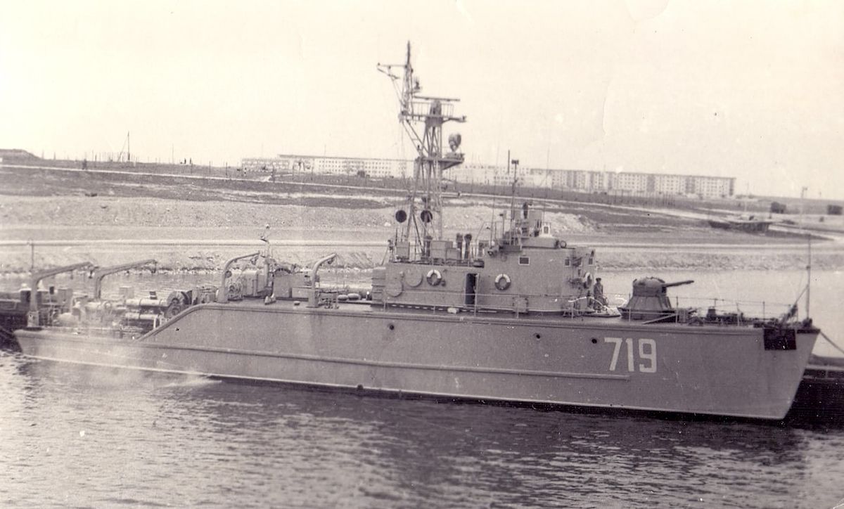 Soviet AK-230 twin 30mm anti-aircraft gun - iNEWS