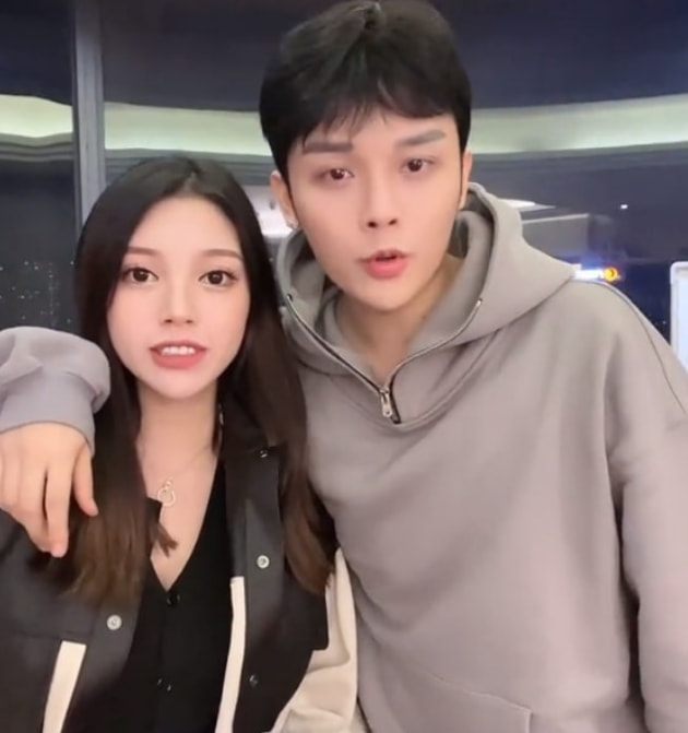 Dou'er has 4 days to go into labor. He is 167cm tall and weighs 166 ...