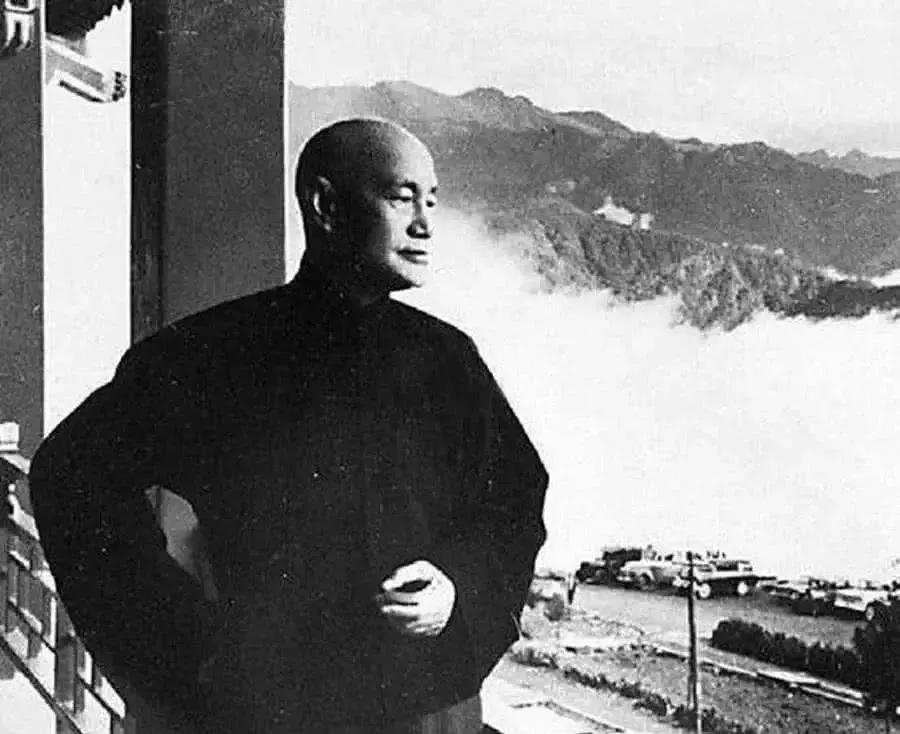 Why did Mao Zedong defeat Chiang Kai-shek - iNEWS