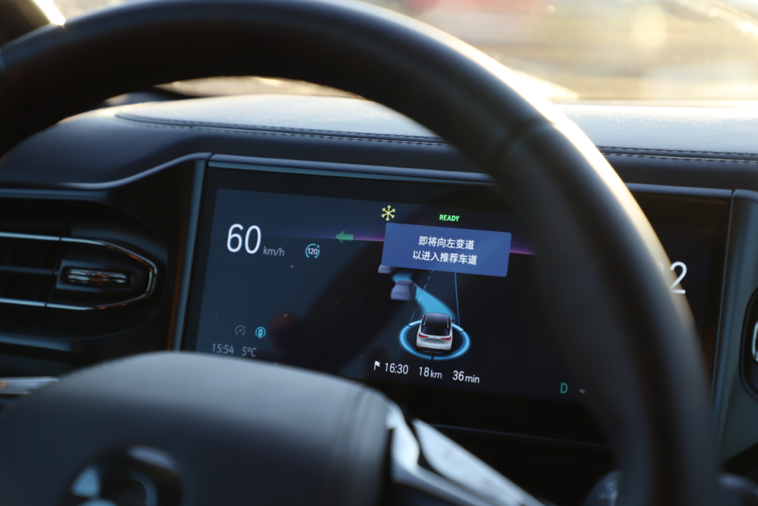 Experiencing NIO's NOP function, is it easy to use pilot assisted ...