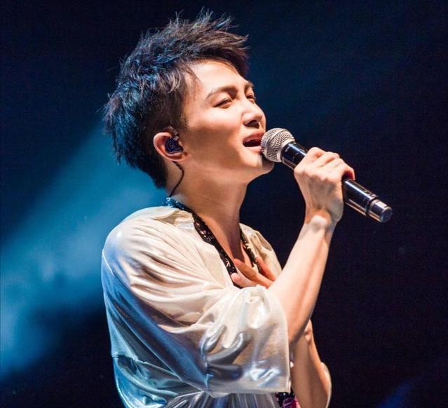 Seven years later, Zhou Shen has finally become a top singer - iNEWS