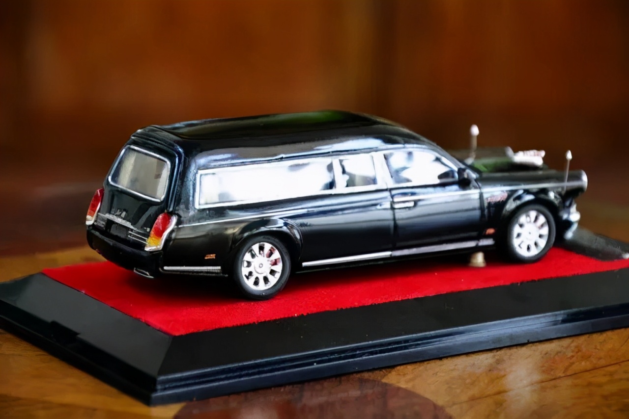 「新一號工程車」誕生記-紅旗CA7600靈車模型DIY鑑賞 - 資訊咖