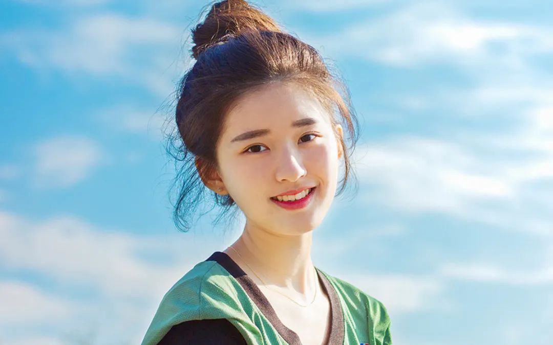 Entertainment Comments: Lu Han, Zhao Lusi, Liu Yuning, Ma Sichun, Ju ...