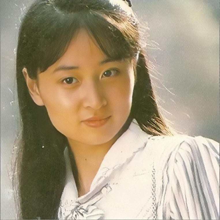 "Inviting the Moon Palace Lord" Yu Li, who was once the white moonlight ...