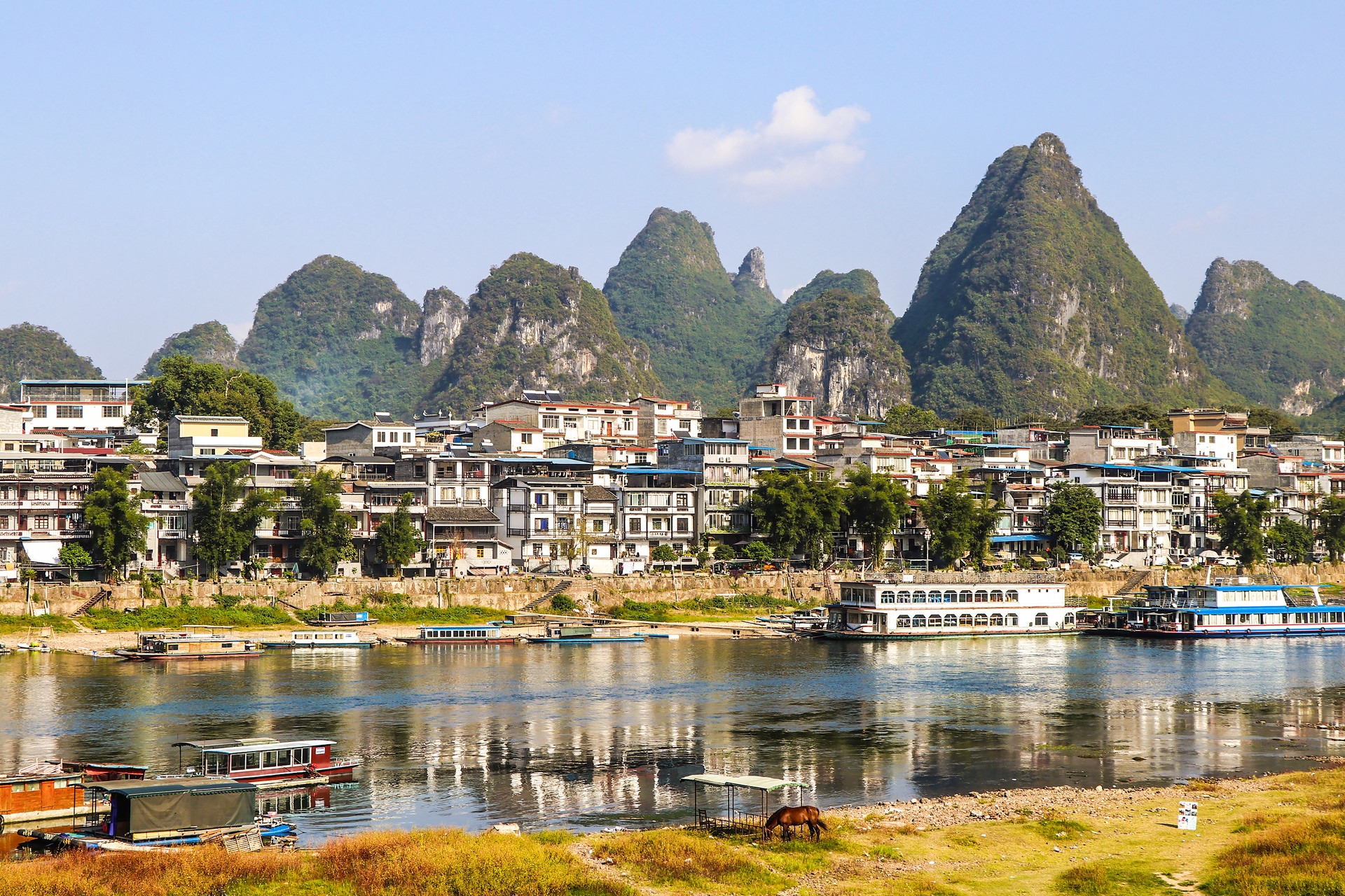 There are so many beautiful sceneries in Guangxi. Have you been to this ...