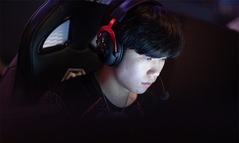 PGL Training Cup 4AM unintentional competition, fell to the knockout group, Long Zongquan ...