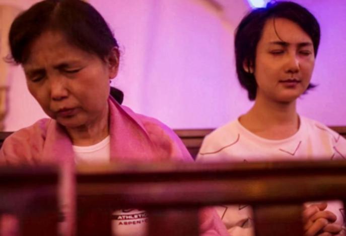 Liu Ting, who "carried his mother to college" in 2005, underwent sex reassignment surgery 10 ...