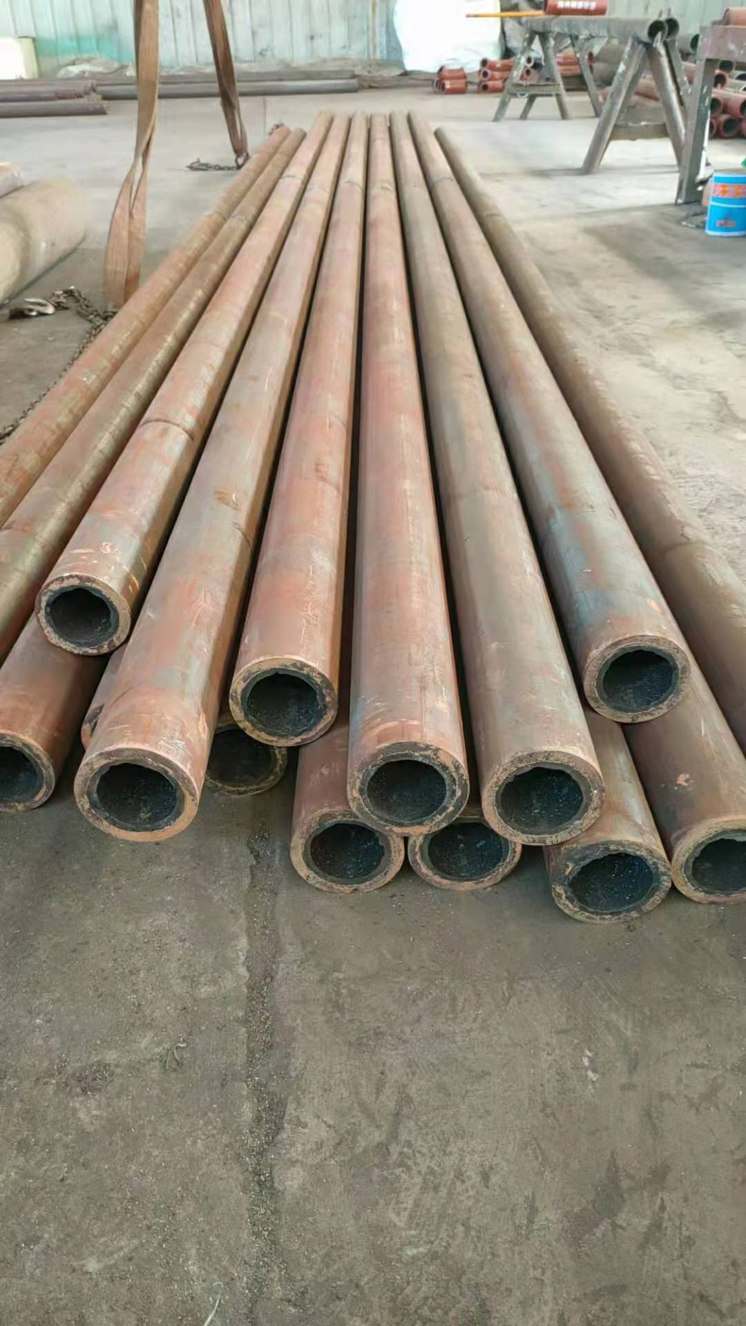 Ceramic lining composite elbow - iNEWS