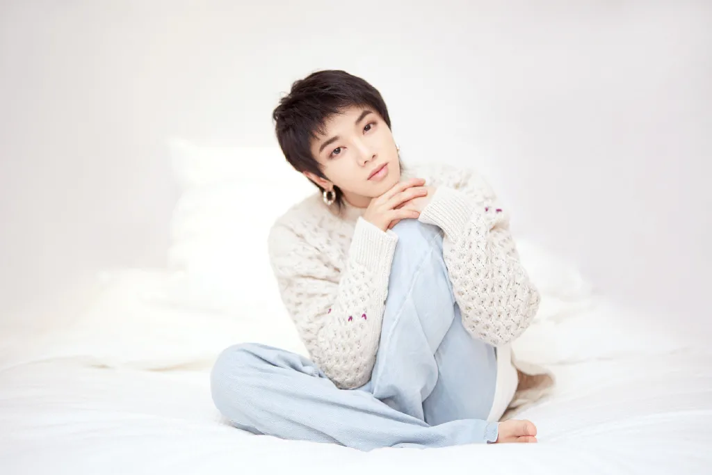 Little gossip, Hua Chenyu, Wang Bo, Yang Zi, Jing Tian - iMedia