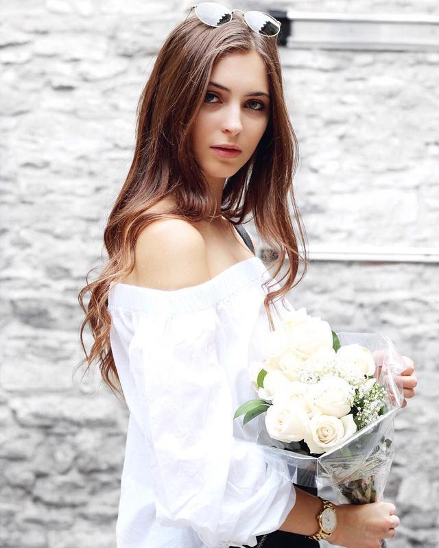 Height 180 international supermodel, known as the European and American ...