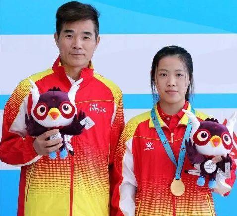 Yang Qian: Since she was a young girl, she has the grace and cuteness ...