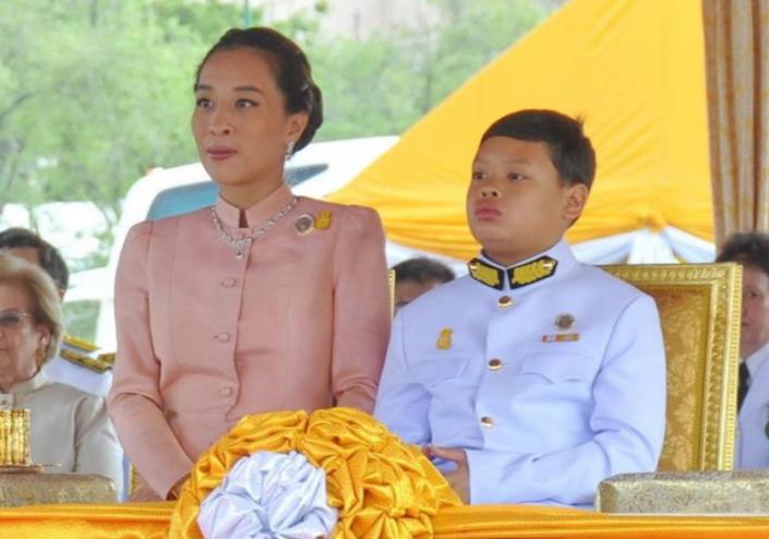 Sirindhorn has great wisdom, devoted most of his life to making wedding dresses for his brother ...