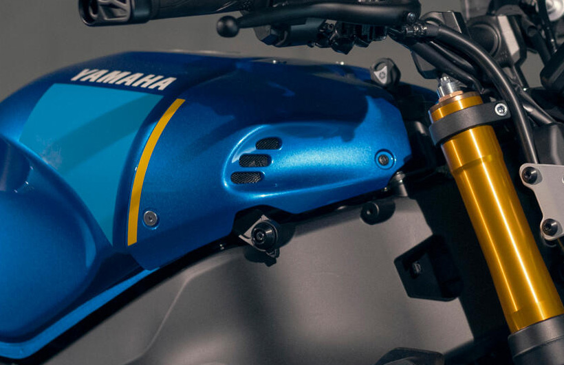 The 2022 Yamaha XSR900 redefines the retro, reinstalls and upgrades the ...