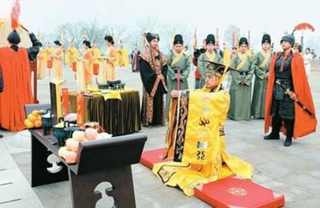 The gods of the Shang Dynasty had a lofty status and unparalleled ...