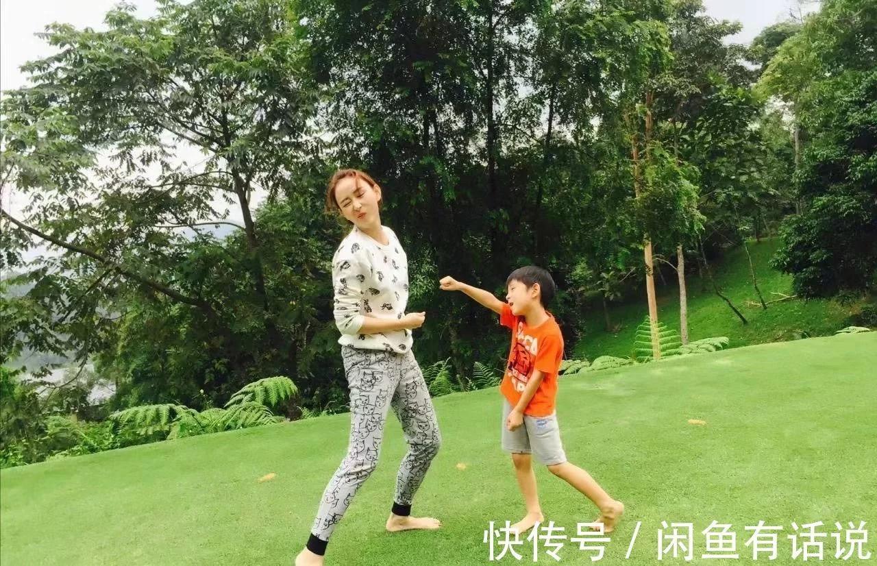 42-year-old Hu Jing is really not too arrogant. She wears autumn ...