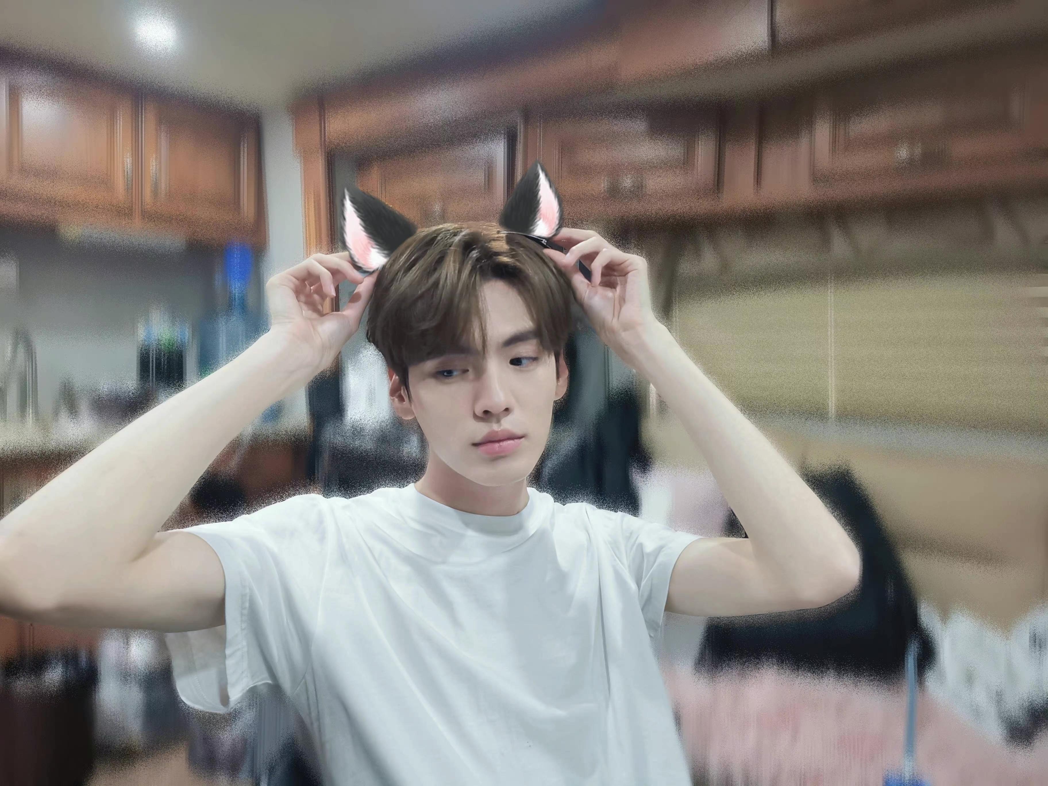 Li Yitong and Bi Wenjun's suspected love affair has been exposed?Both ...