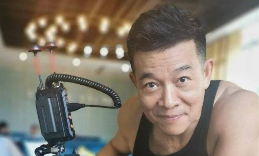 香港演員Ben Ng最近在微博上表達了他在中國大陸找到工作的感激 - 資訊咖