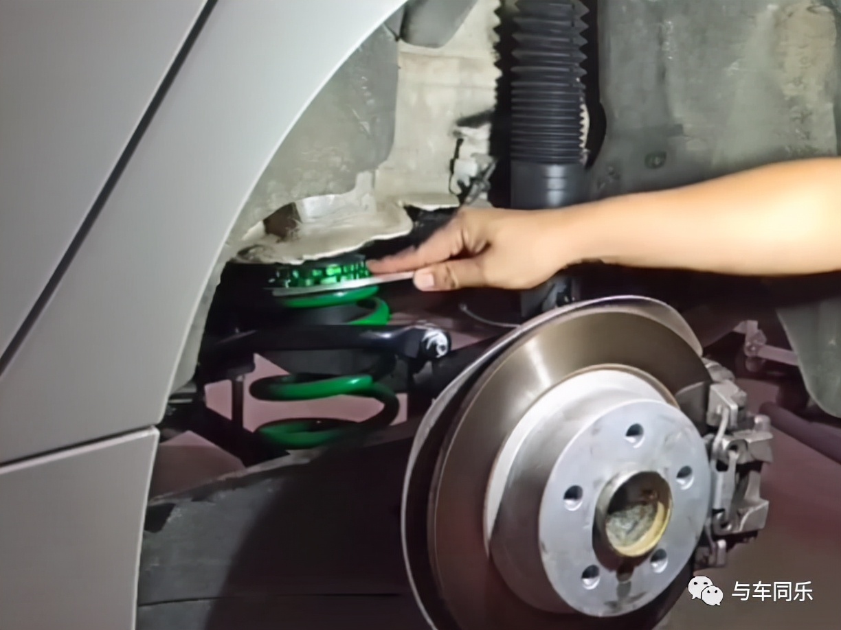 BMW 1 Series (F52) wants to change the suspension, TEIN STREET ADVANCE ...