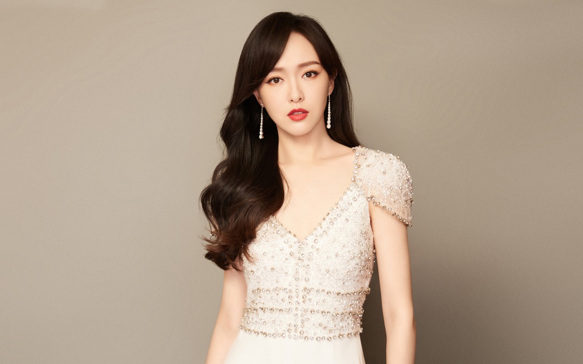 Little gossip: Tong Liya, Cai Shaofen, Tang Yan, Dai Peini, Jiang Zhenyu, Zhao Liying, Yang Mi ...