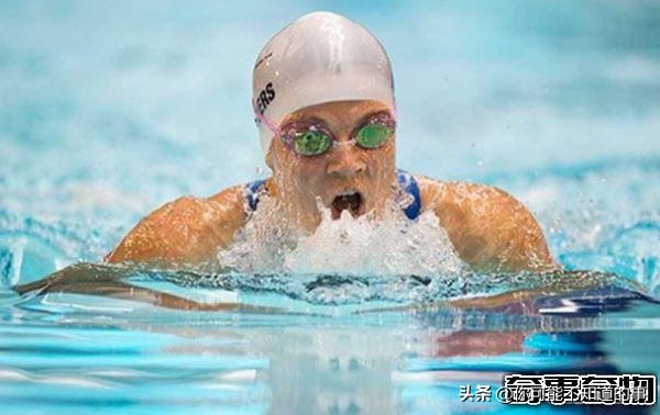 The 10 weirdest women in the world Natasha Verushka can swallow 14 ...