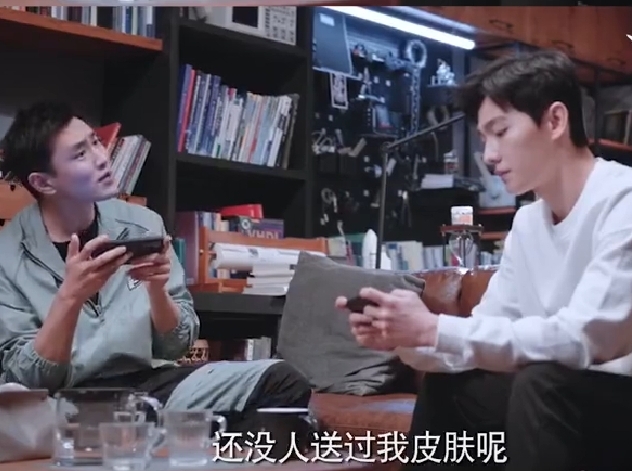 How double standard is "Zhai Liang" played by Wang Yanlin?When watching ...