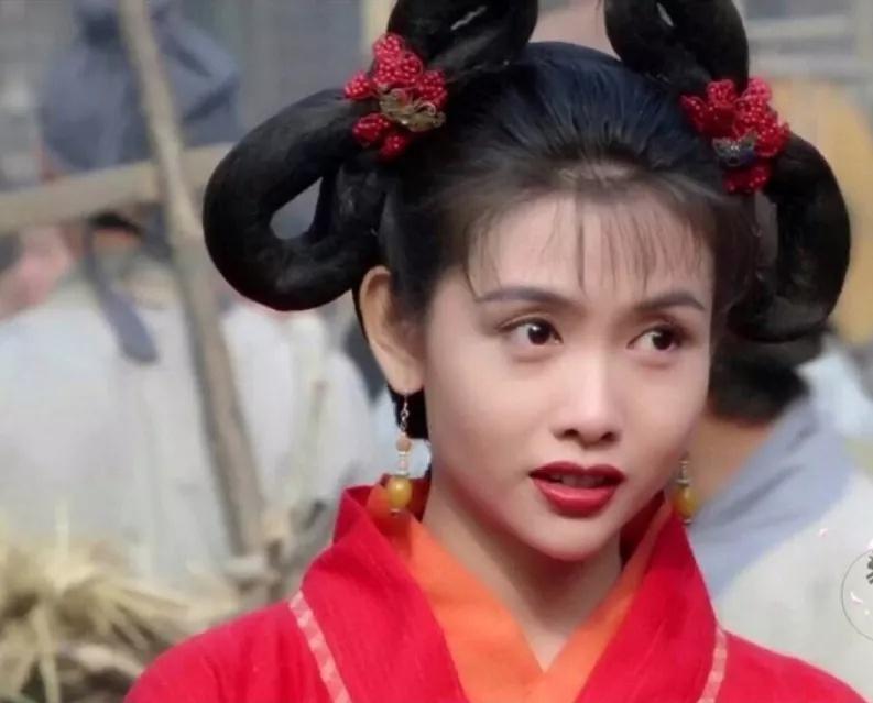 The love history of the sexy goddess Qiu Shuzhen - iMedia