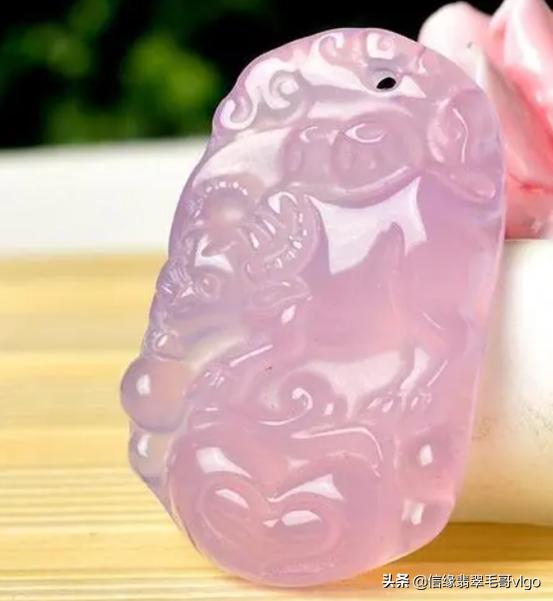 Jade also has pink, you know?Take you to know pink jade - iNEWS