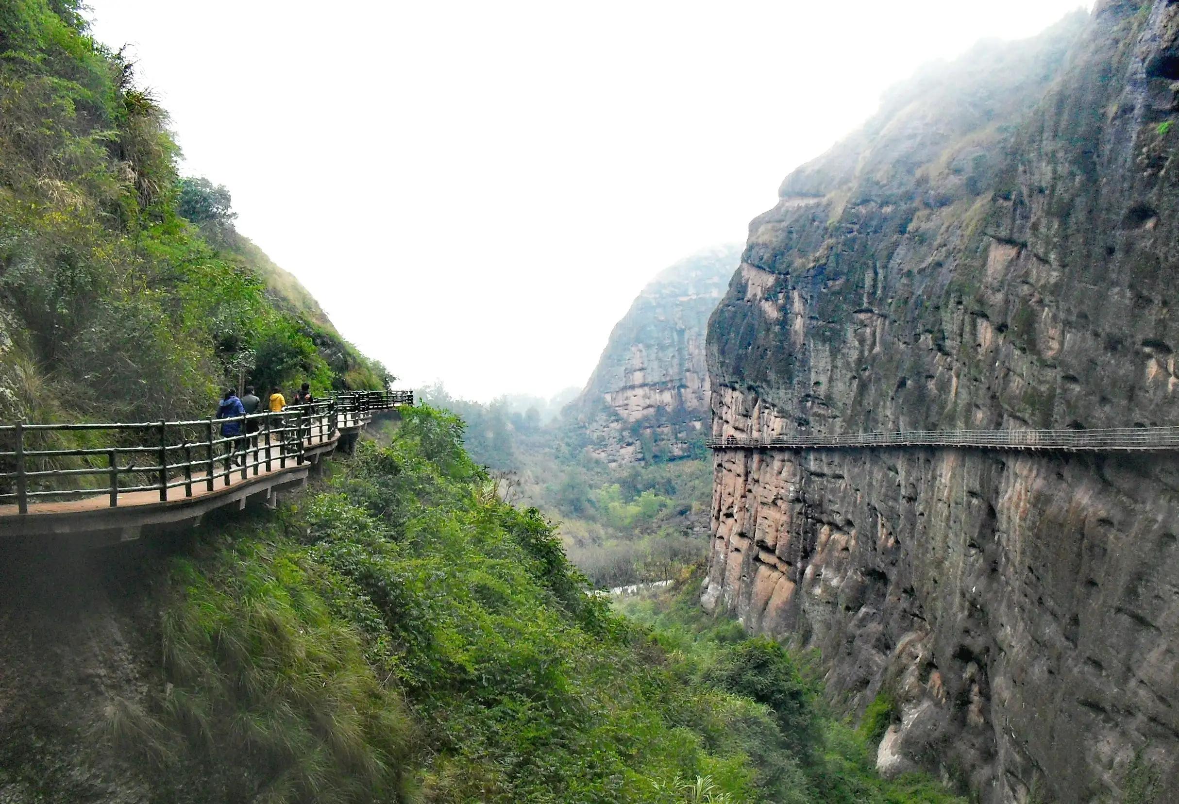 Dragon Tiger Mountain is a famous mountain of Taoism in China, where ...