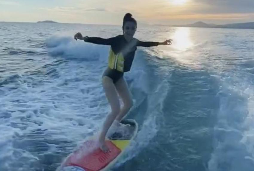 Baby girlfriends take photos of private parties, three beautiful women are released from yacht ...