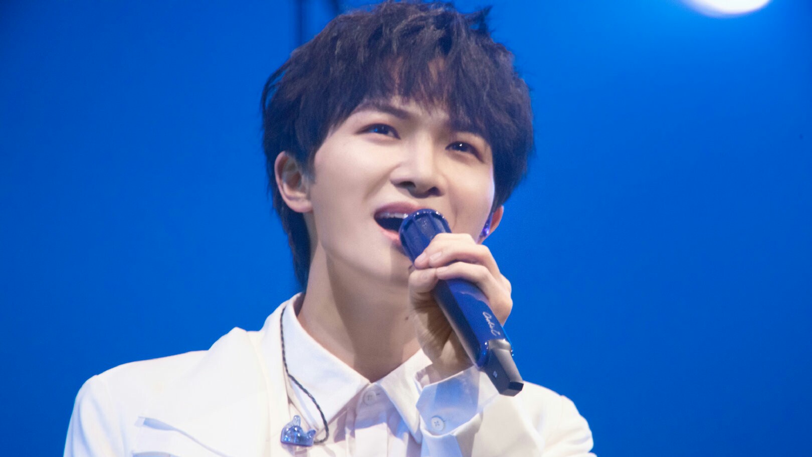 The man who pulled Myla to his knees caused many people to cry. He is ...