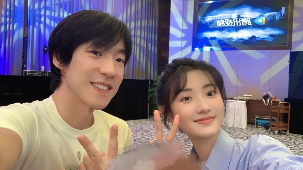 "Sweeping the Dark Storm" celebration banquet exposes the actors' real ...