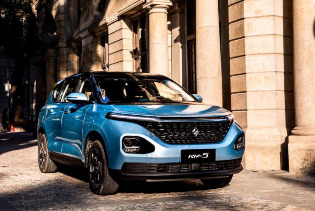 Choose Baojun RM-5 for family car, no pressure to buy a car - iNEWS